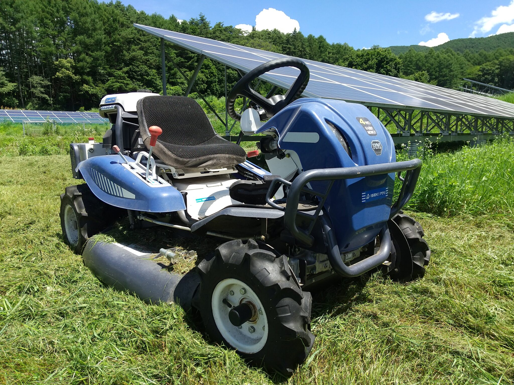 乗用型草刈り機【ラビットモアーRM983F】レビュー | たてしな林産～薪販売～